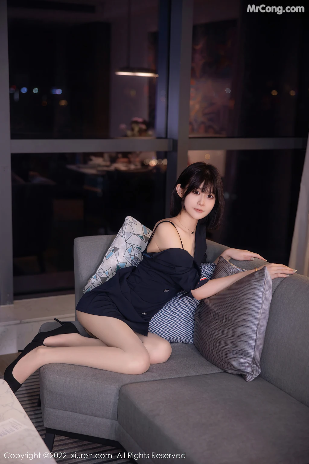 XIUREN No.5329: 77qiqi (99 photos) - Page 2